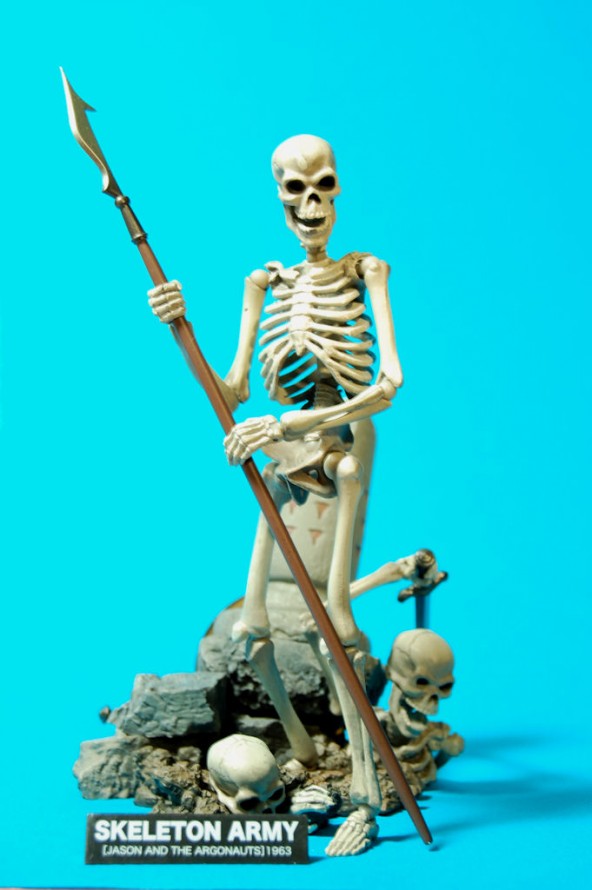 Revoltech Skeleton Pics