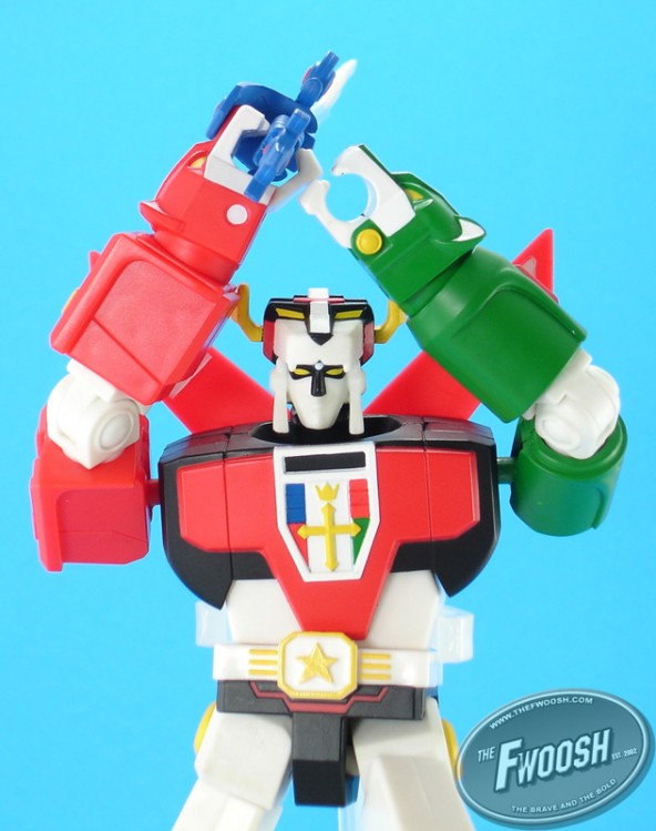 First Look – Blazing Sword Voltron