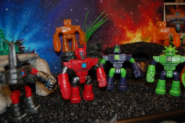 Power-Con 2012 – Spy Monkey Weaponeers of Monkaa Revealed! – Fwoosh