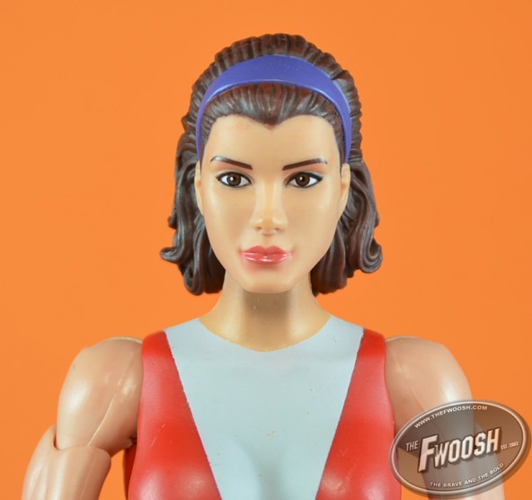 First Look – DC Club Infinite Earths Elasti-Girl