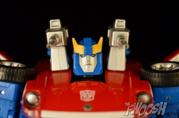 TakaraTomy – Transformers Masterpiece Smokescreen