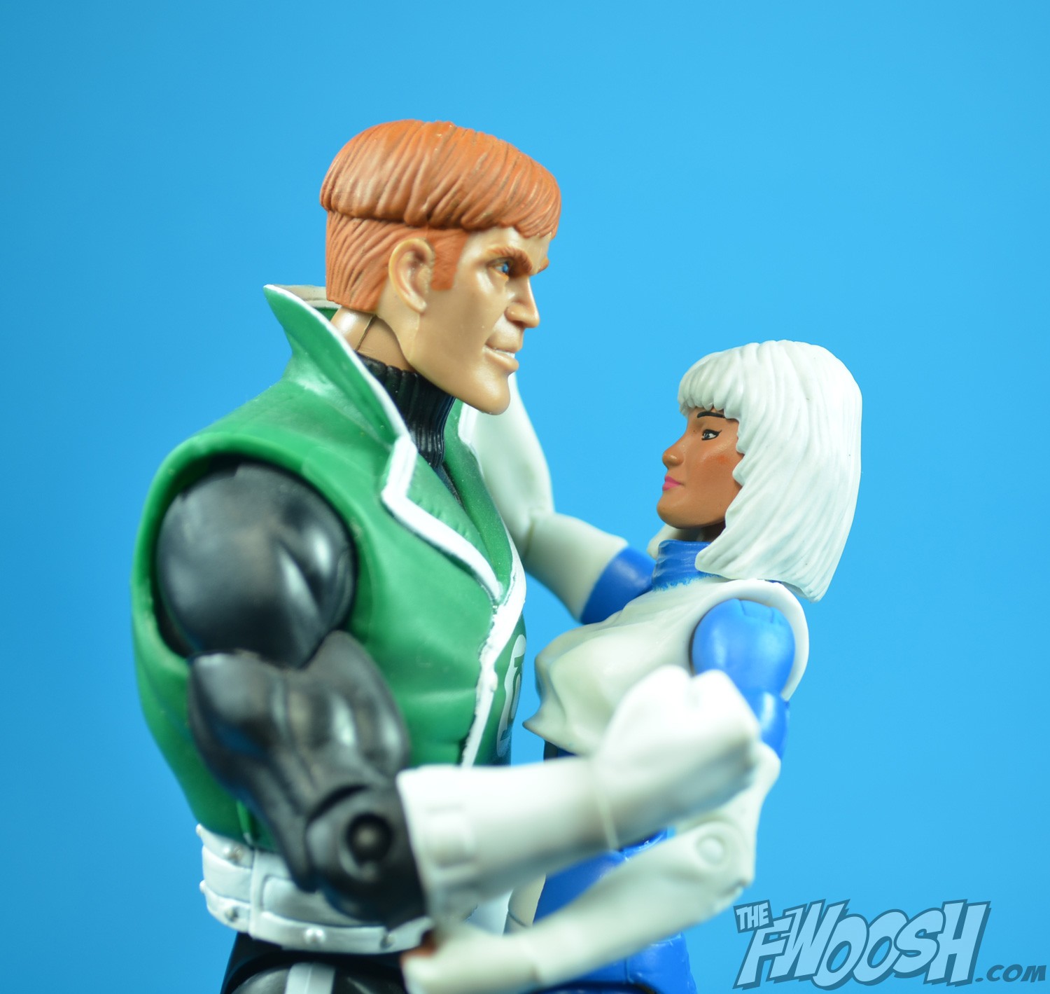 First Look – DC Signature Series Ice