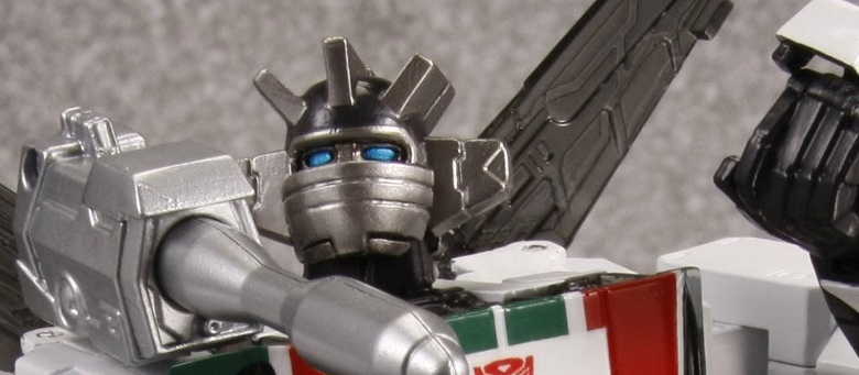TakaraTomy- Transformers Masterpiece Wheeljack Updates