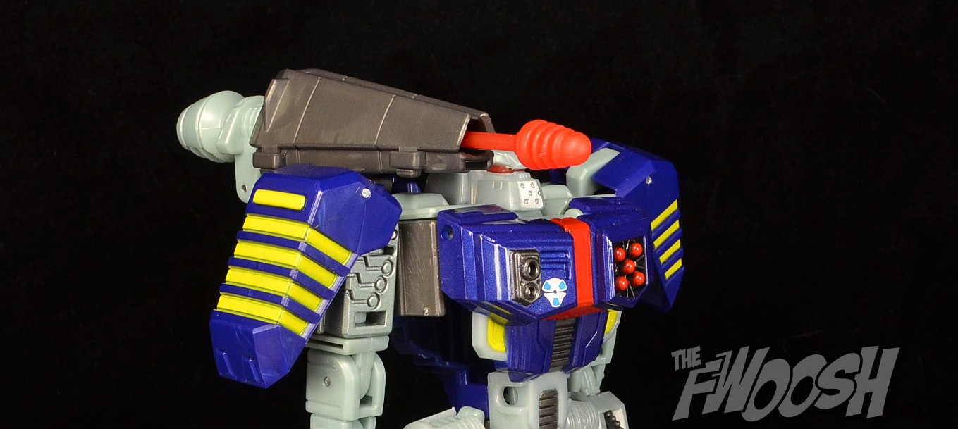 Hasbro – Transformers Generations: Tankor (Deluxe Class)