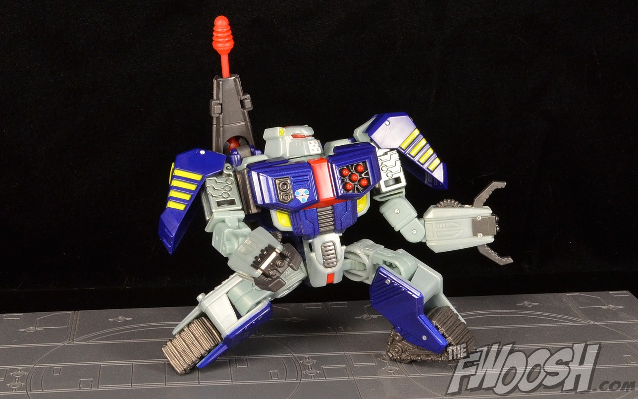 Hasbro – Transformers Generations: Tankor (Deluxe Class)