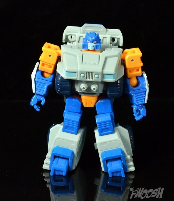 Mech Ideas – Demolition Crue: Gauntlet (3rd Party Transformers Ironfist)