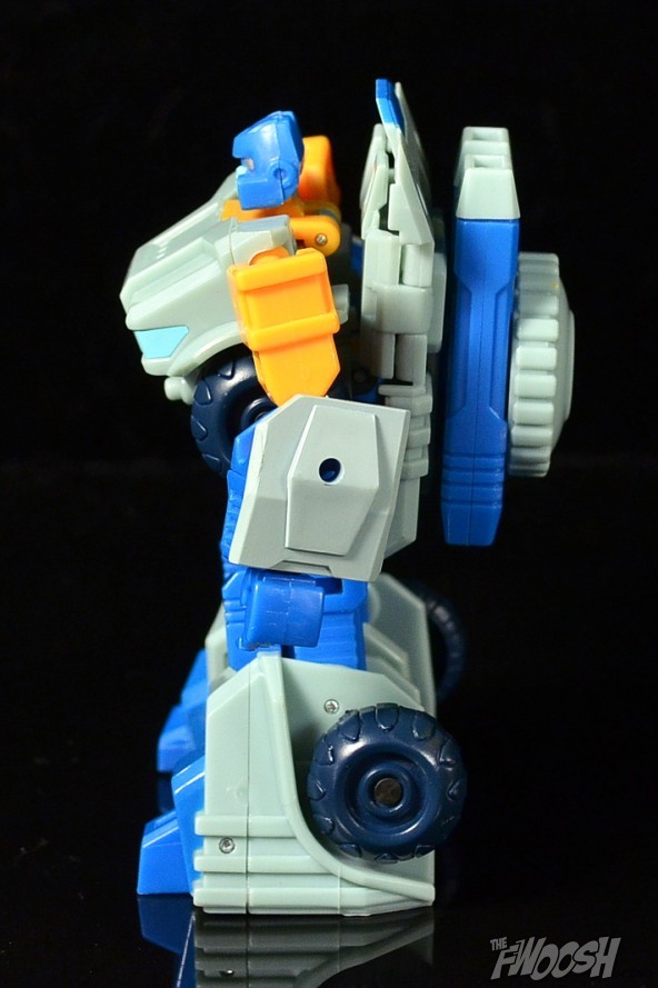 Mech Ideas – Demolition Crue: Gauntlet (3rd Party Transformers Ironfist)