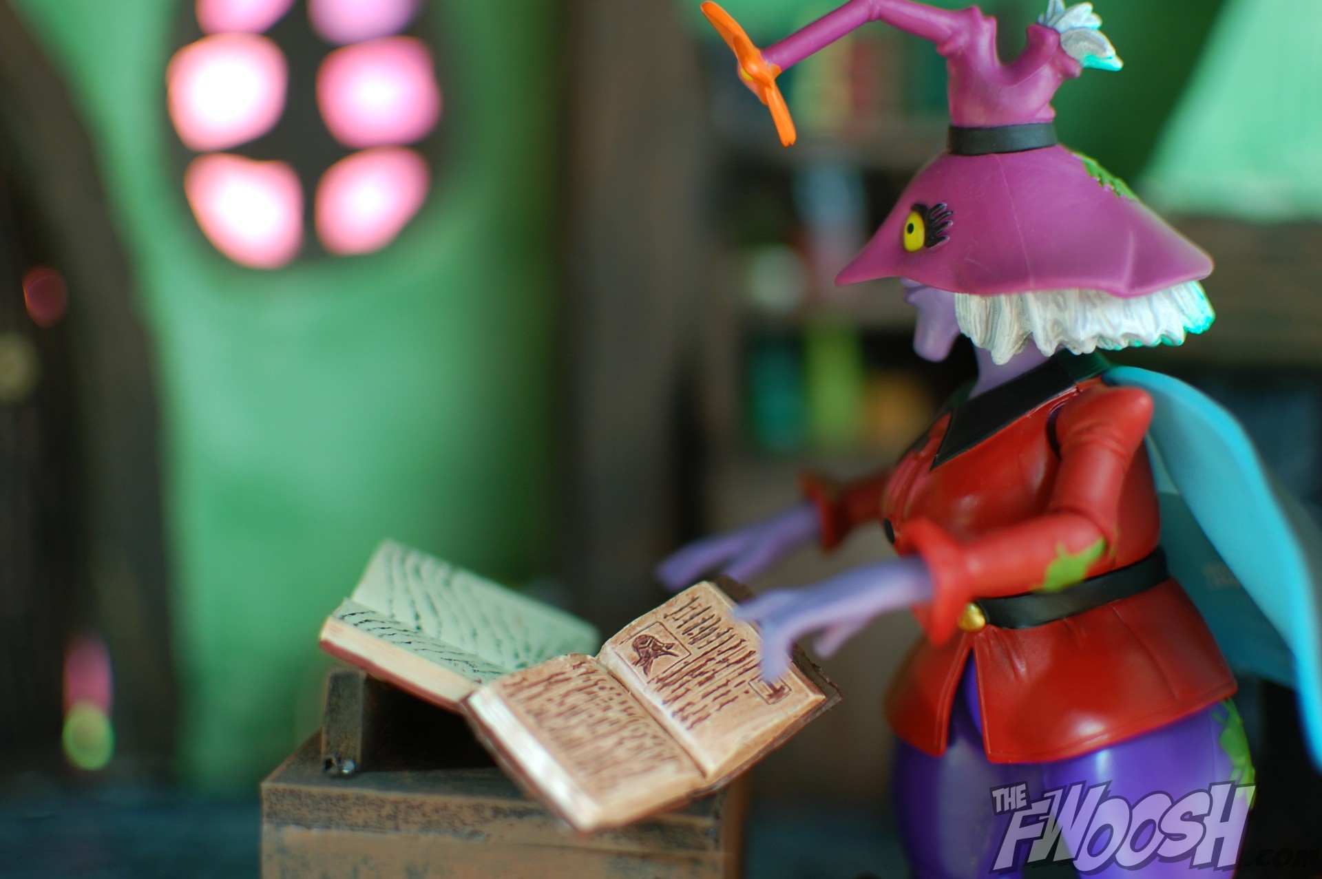 Masters of the Universe Classics Feature – Madame Razz – Fwoosh