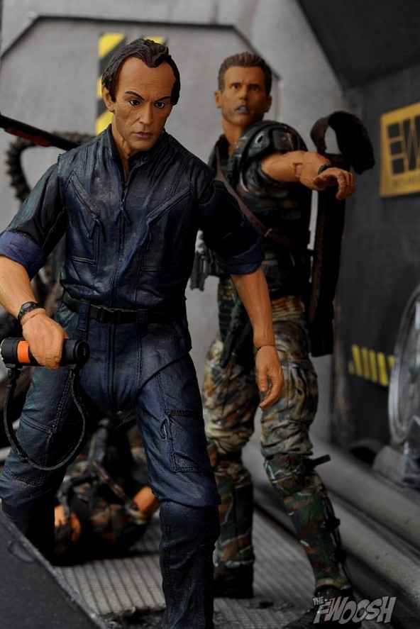 NECA: Aliens Kane, Bishop and Dog Alien – Fwoosh