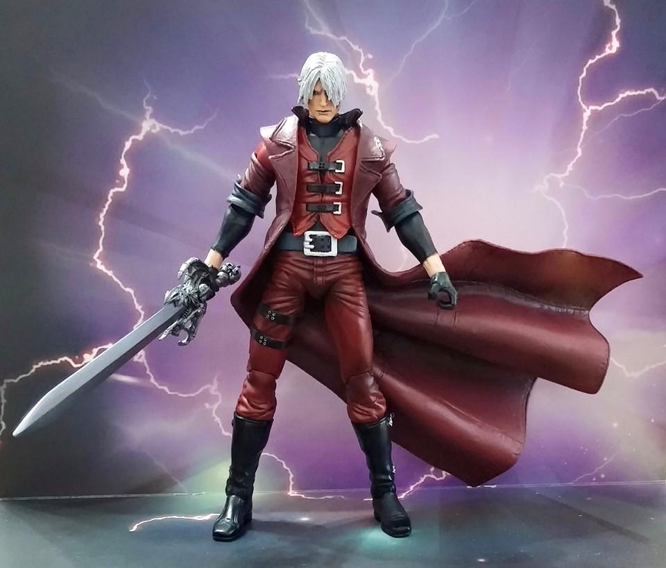NECA: Devil May Cry Dante Quick Pics