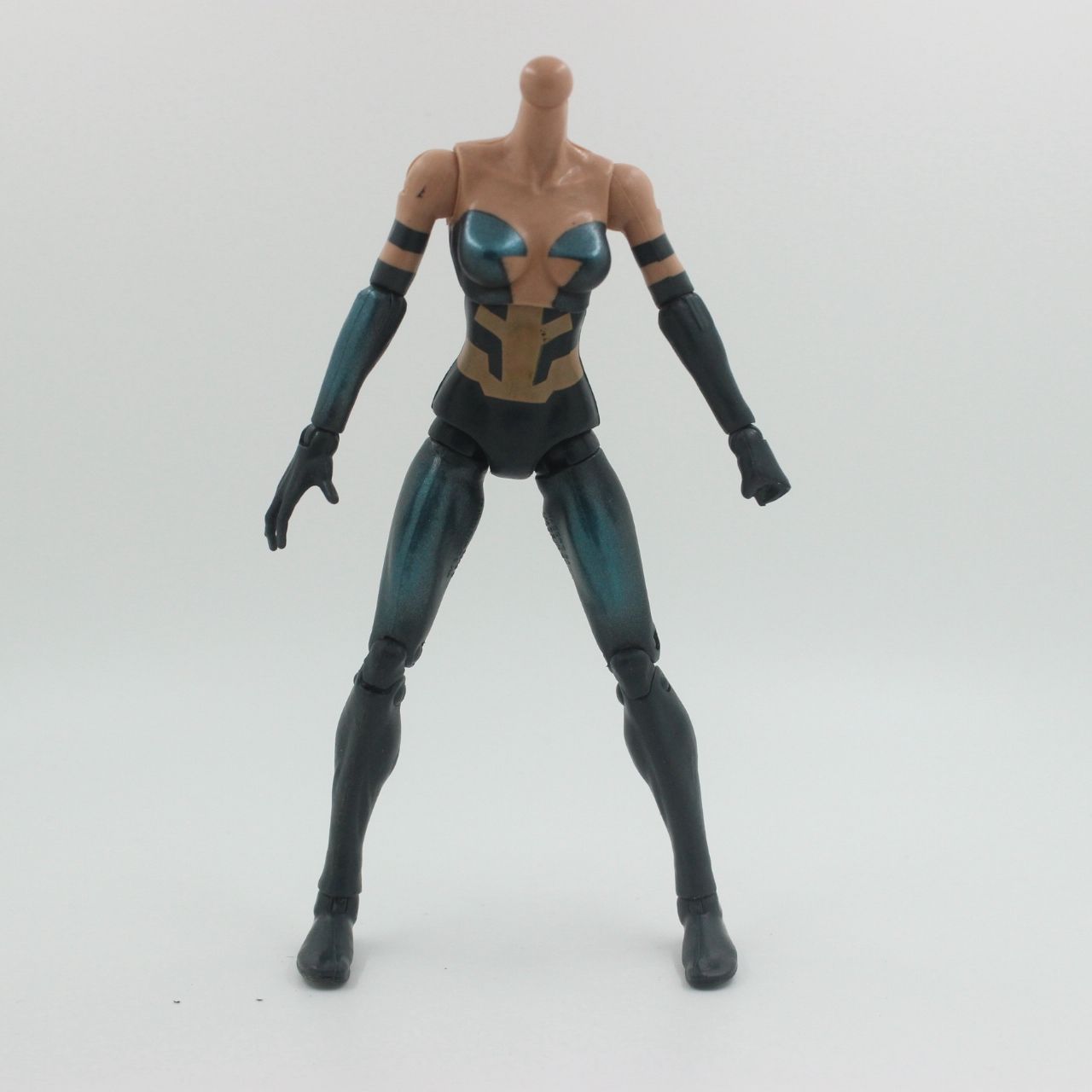 What? Unreleased Marvel Legends on China eBay!?