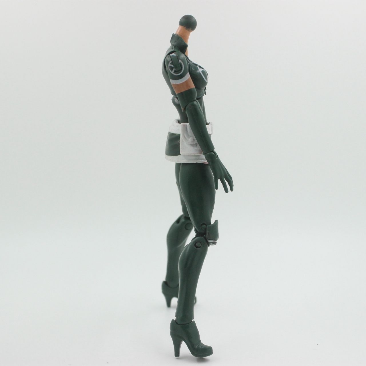 What? Unreleased Marvel Legends on China eBay!?
