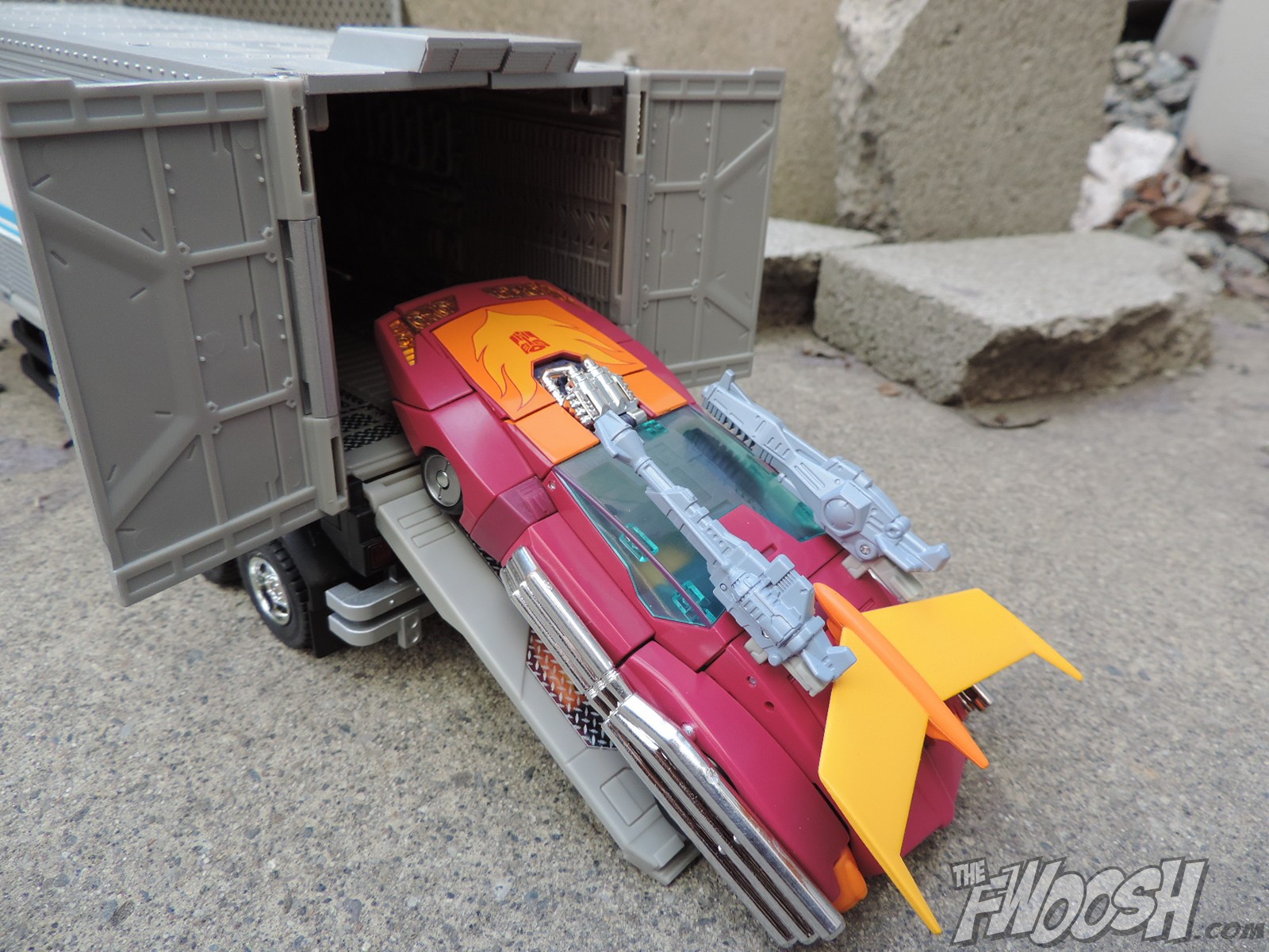 Takara: Transformers MP-28 Hot Rodimus