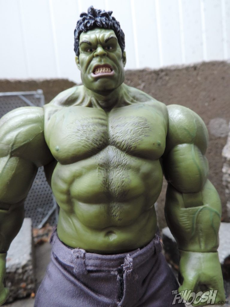 Hot Toys KO: “Mini” Hulk Figure