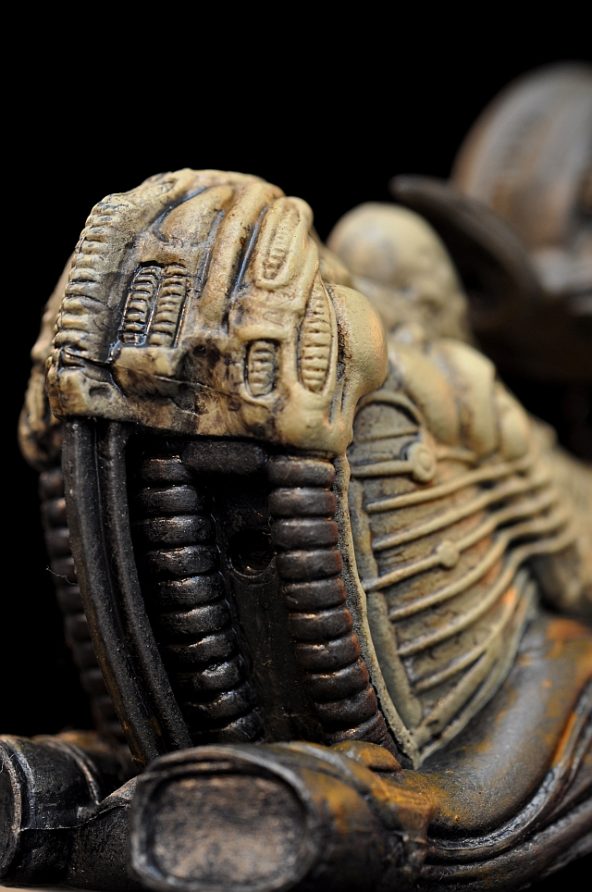 NECA: Cinemachines Alien Space Jockey and Derelict Ship
