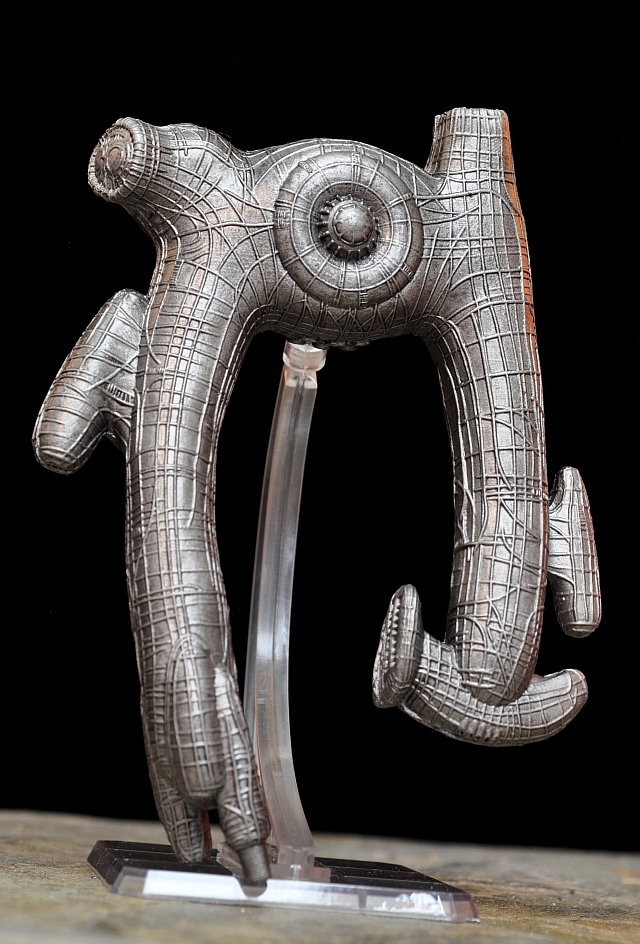 NECA: Cinemachines Alien Space Jockey and Derelict Ship