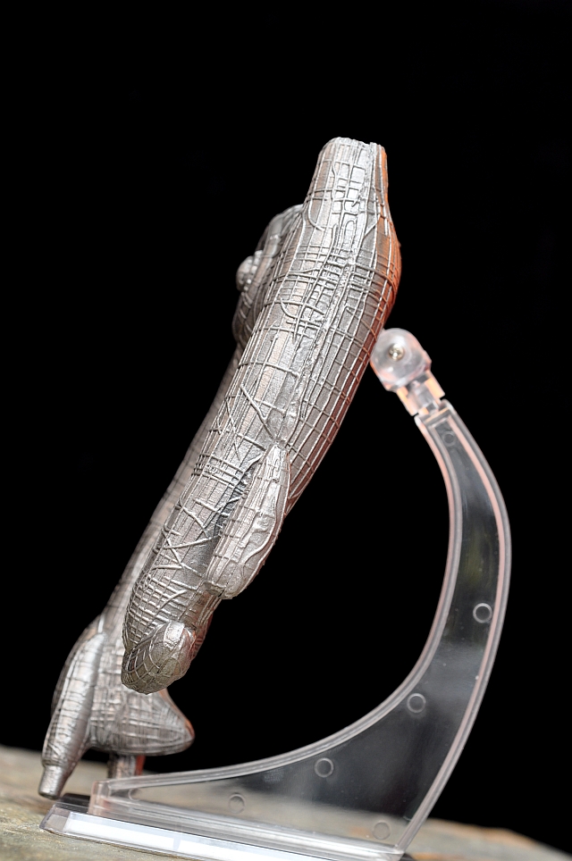 NECA: Cinemachines Alien Space Jockey and Derelict Ship