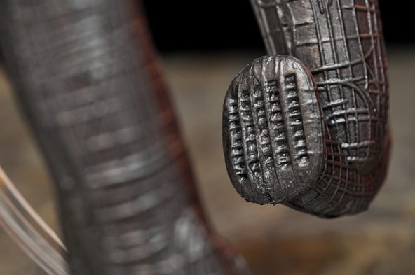 NECA: Cinemachines Alien Space Jockey and Derelict Ship