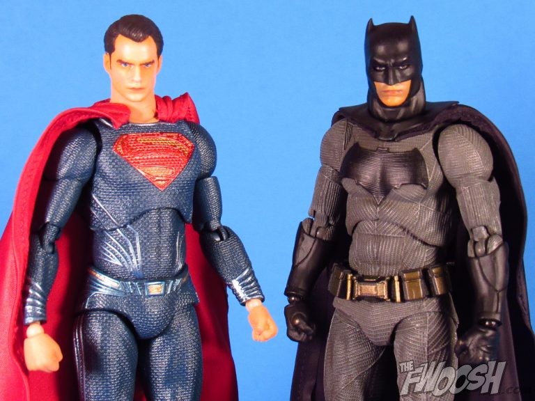 Medicom MAFEX DC Batman Versus Superman 02