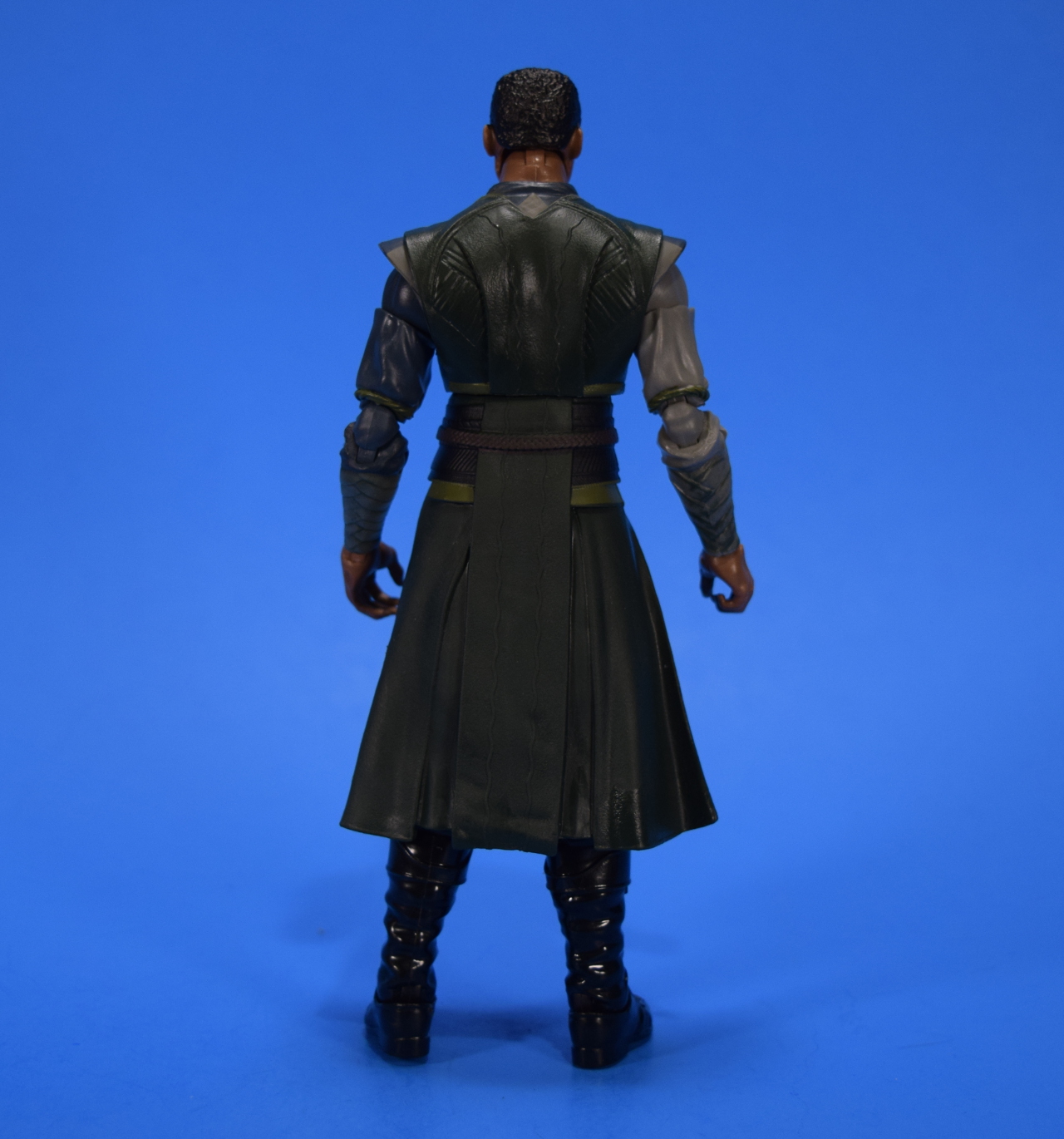 Hasbro: Marvel Legends Movie Doctor Strange and Karl Mordo