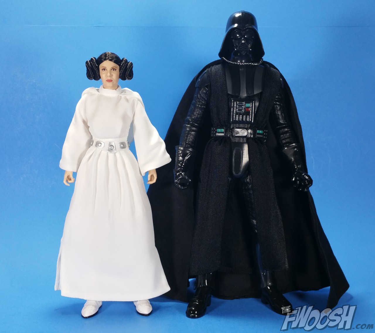 Disney Premium Elite Series Star Wars Princess Leia Comparison 01