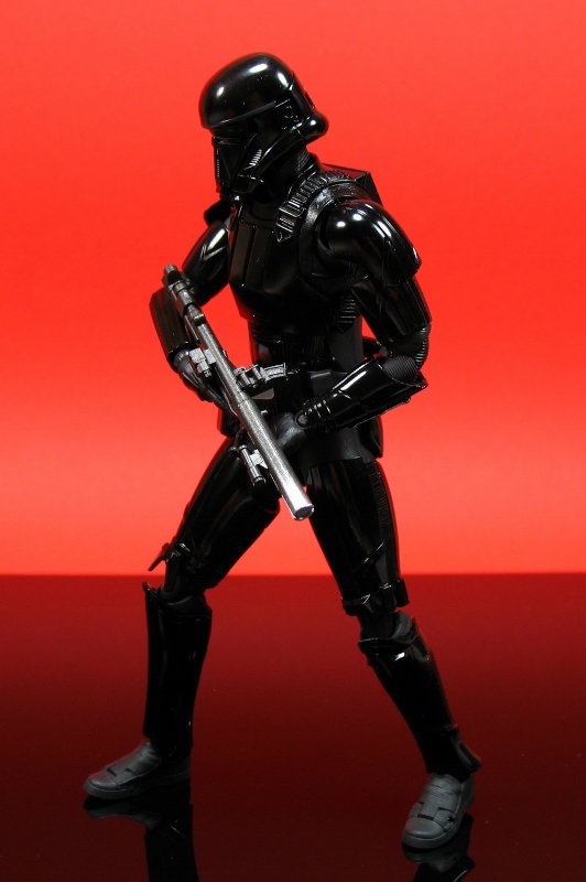 Bandai: S.H. Figuarts Star Wars Death Trooper