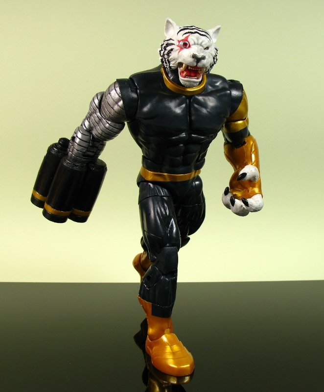 Hasbro: Marvel Legends Guardians of the Galaxy Infinite Titus BAF