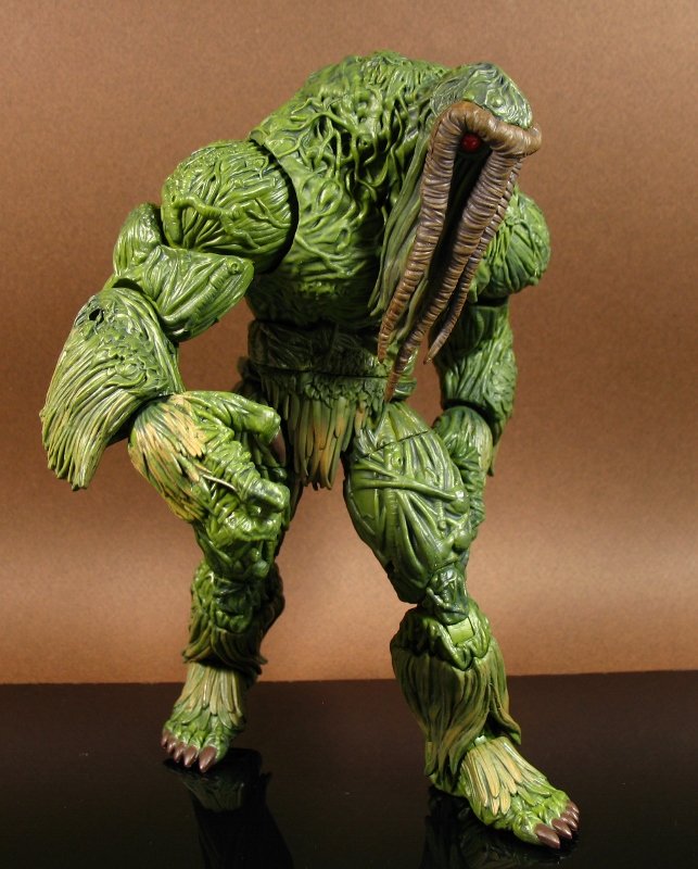 Hasbro: Marvel Legends Man-Thing Build-A-Figure