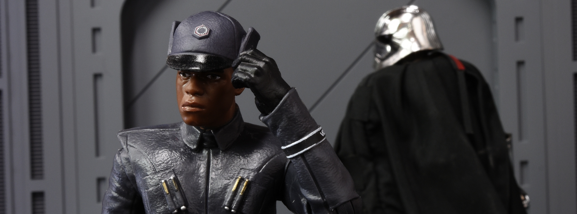 Hasbro: Star Wars: The Last Jedi First Order Disguise Finn