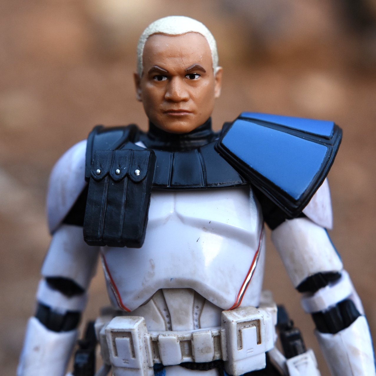 Hasbro: Black Series Captain Rex – Fwoosh