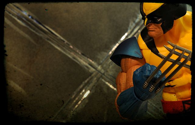 Hasbro: Marvel Legends 12-inch Wolverine