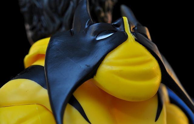 Hasbro: Marvel Legends 12-inch Wolverine