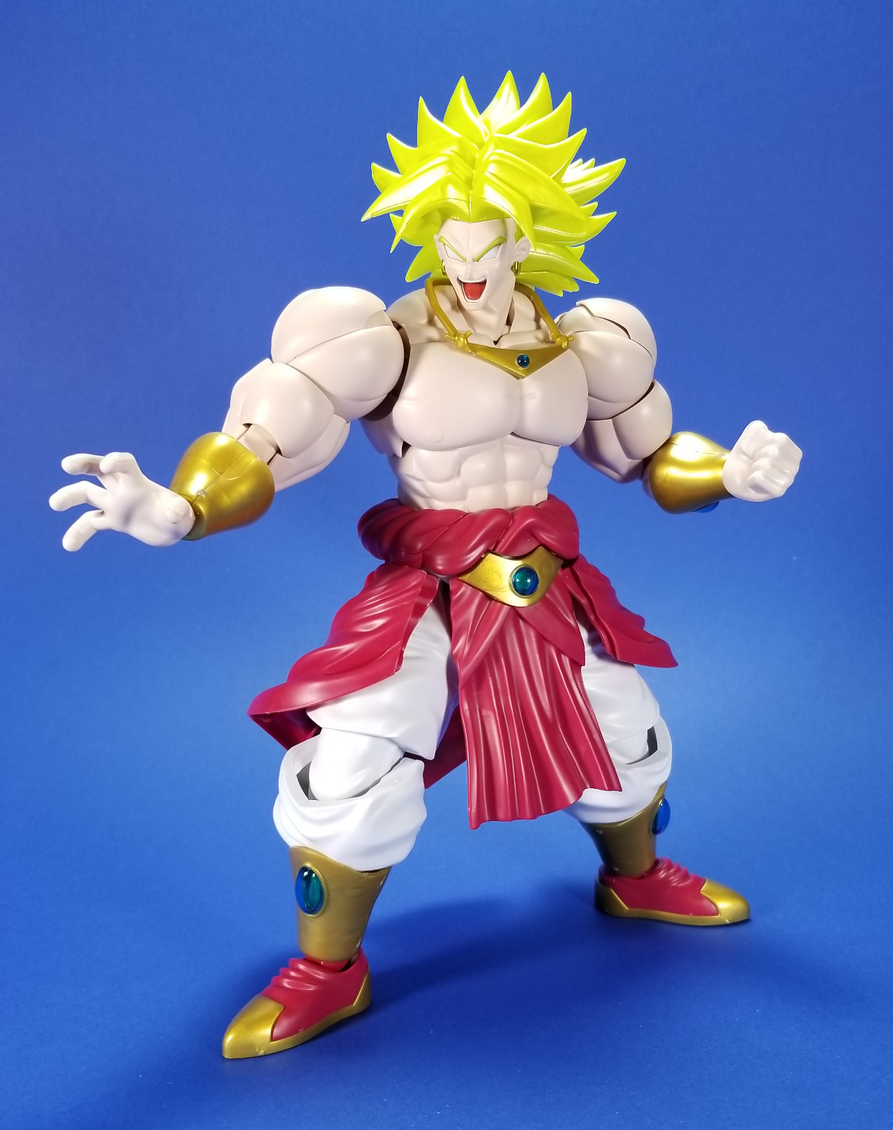 Bandai: Figure-rise Standard Dragon Ball Z Broly Video and Quick Pics ...