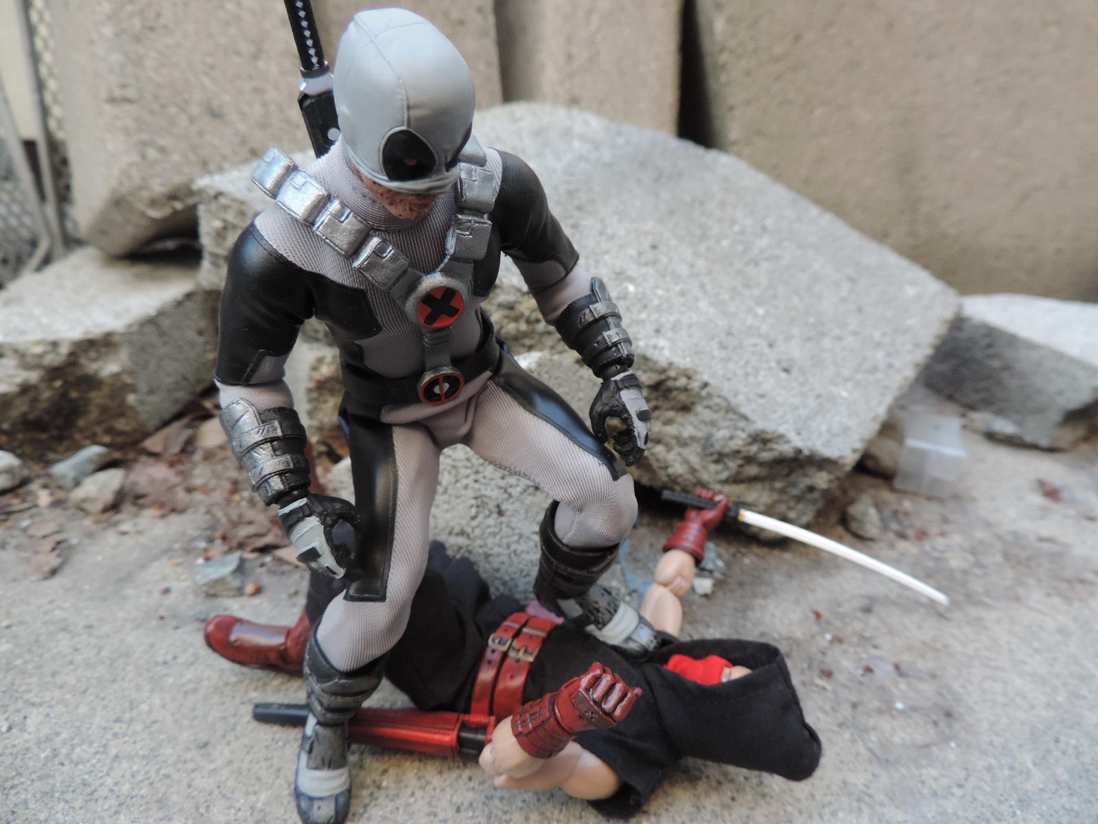 Mezco: One:12 Collective Deadpool PX Exclusive
