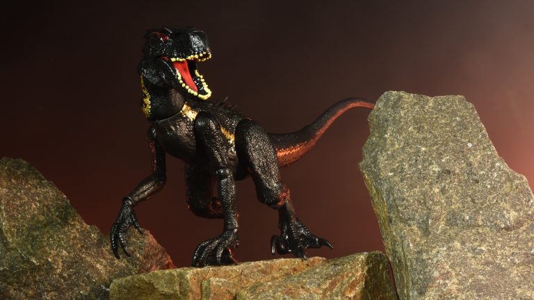 Mattel: Jurassic World Indoraptor – Fwoosh