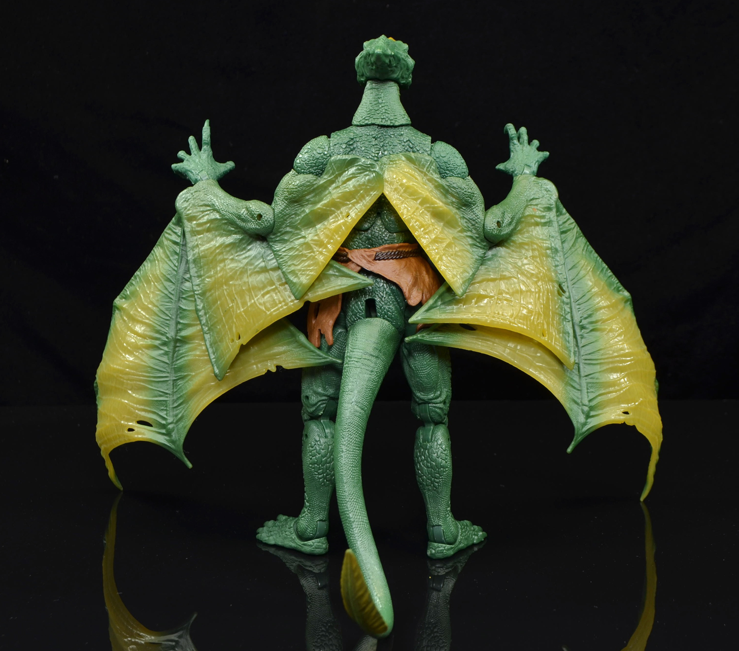 Hasbro: Marvel Legends Sauron Series Wolverine, Bishop, Omega Red, and ...