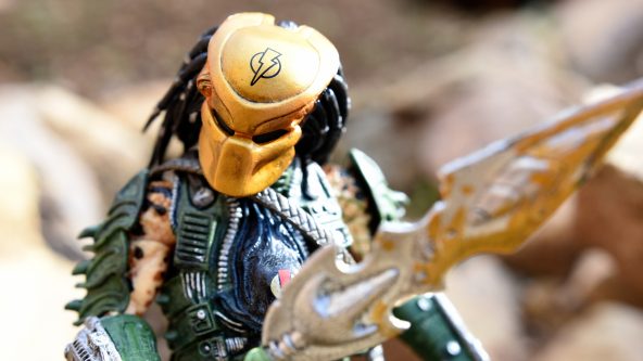 NECA: Aliens VS Predator Broken Tusk Predator