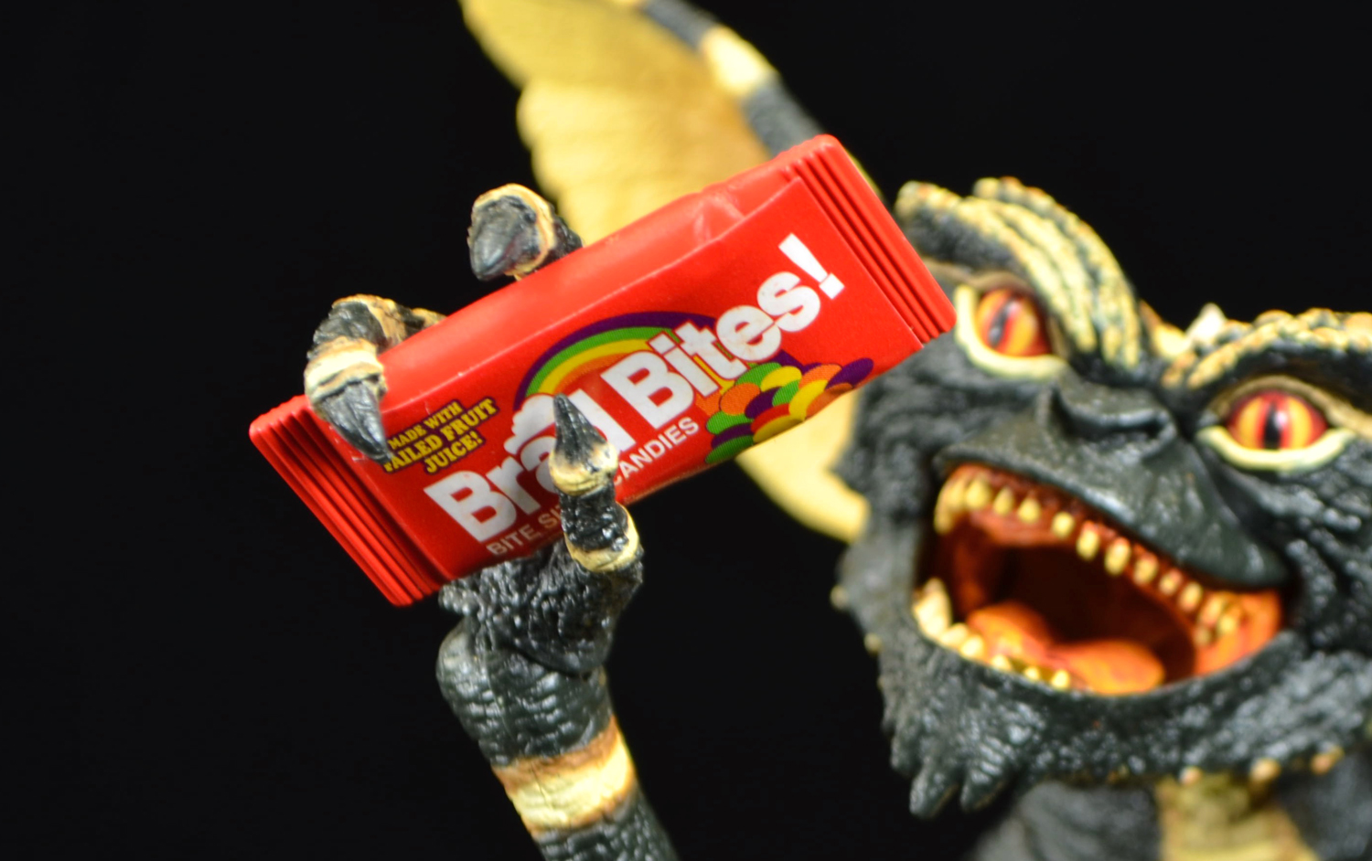 NECA-Reel-Toys-Ultimate-Gremlin-Review-brad-bites