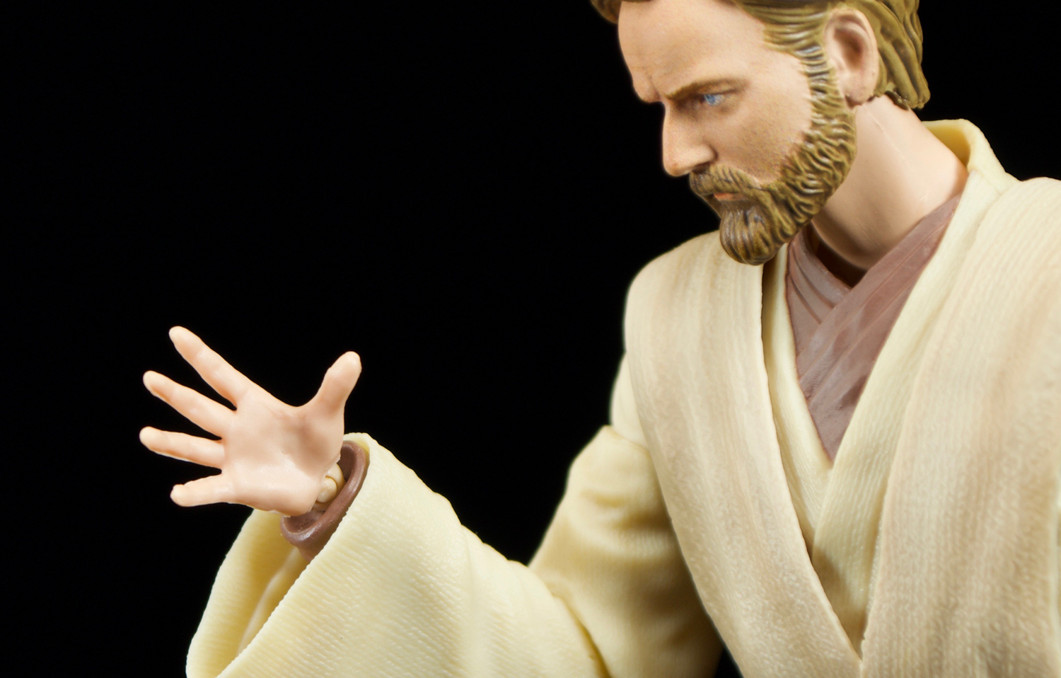 SH-Figuarts-Bandai-Star-Wars-Revenge-of-the-Sith-Obi-Wan-Kenobi-Review ...