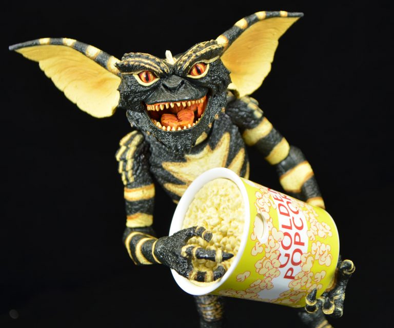 NECA: GameStop Exclusive Ultimate Gamer Gremlin Review