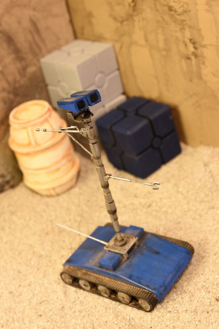 FigureWorks: Treadwell Repair Droid Model Kit