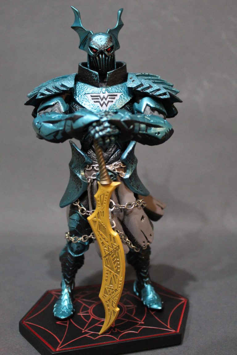 DC Collectibles : Batman The Merciless Statue Review