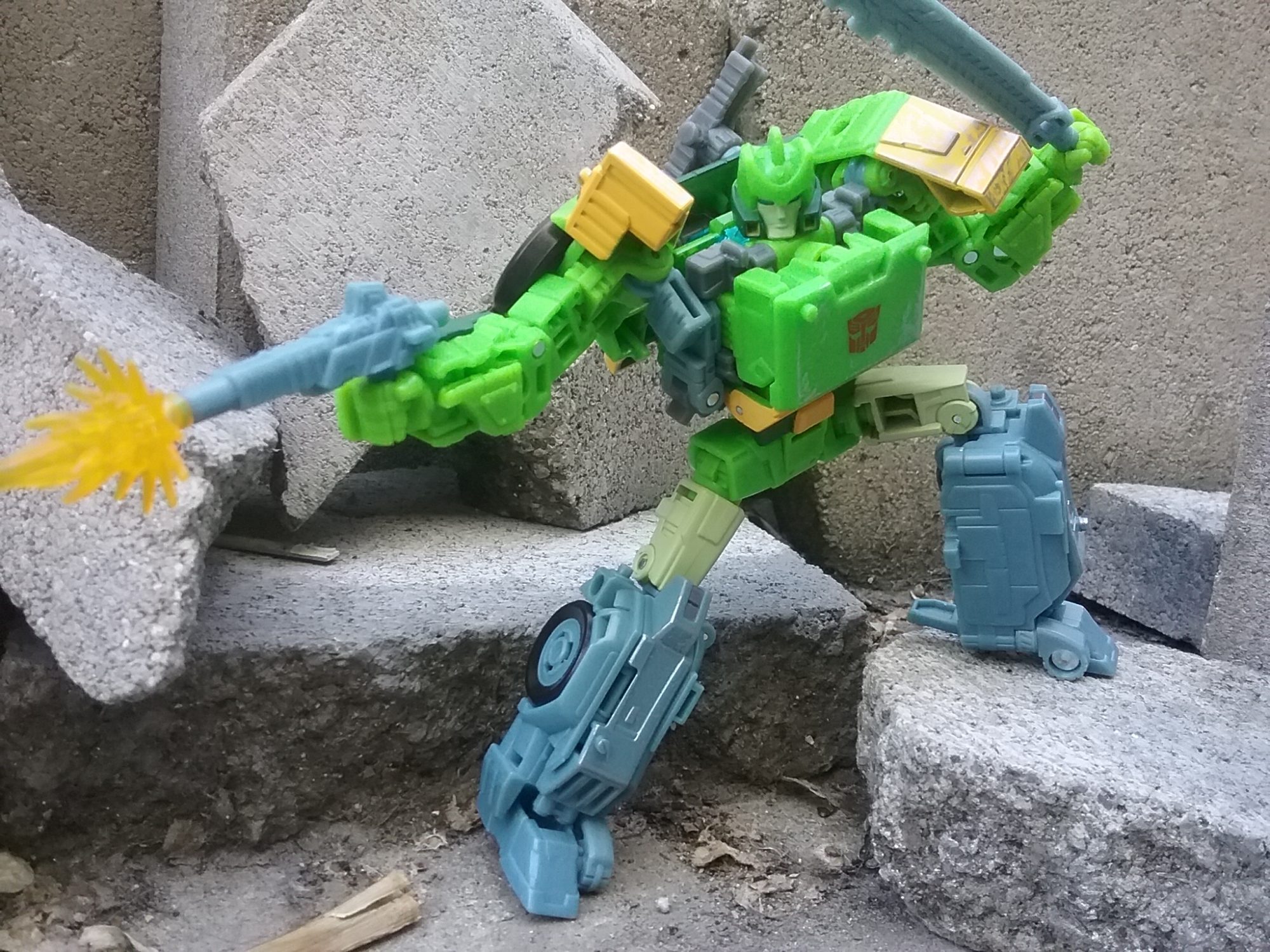 Hasbro: Transformers Siege Voyager Springer Review