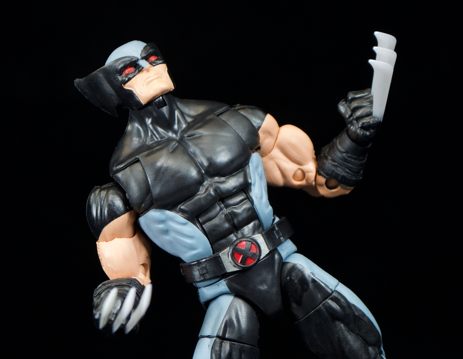 hasbro-Marvel-Legends-Wendigo-Series-X-Force-Wolverine-Review-howl