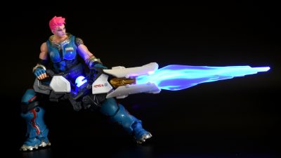 Hasbro: Overwatch Ultimates Zarya Review