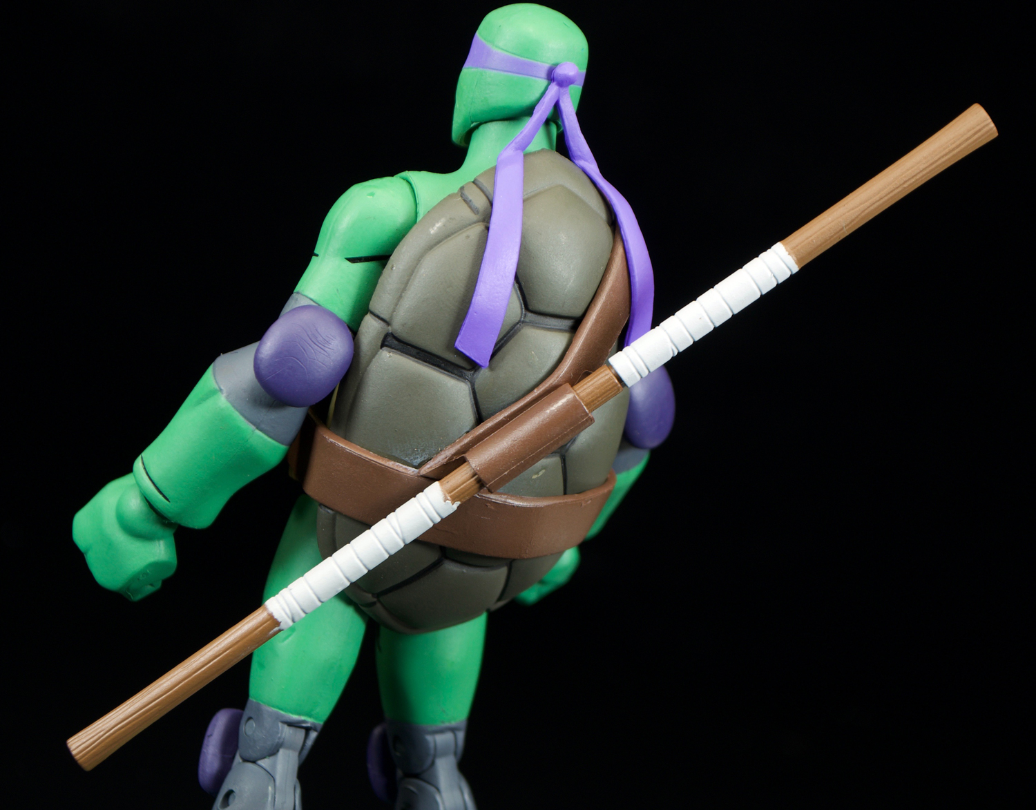 DC-Collectibles-Batman-Vs-TMNT-Donatello-Review-bo-sheath