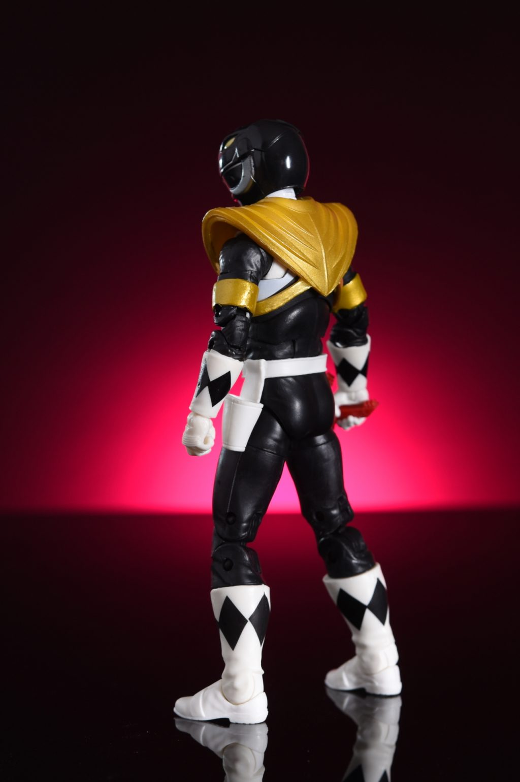 Hasbro: Power Rangers Lightning Collection Dragon Shield Black Ranger ...