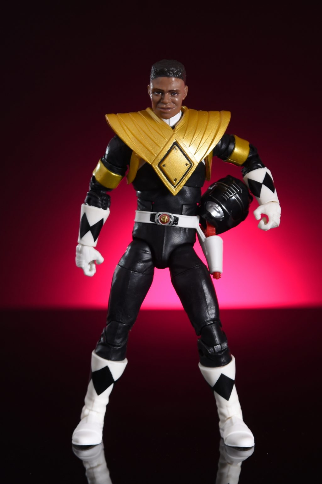 Hasbro: Power Rangers Lightning Collection Dragon Shield Black Ranger ...