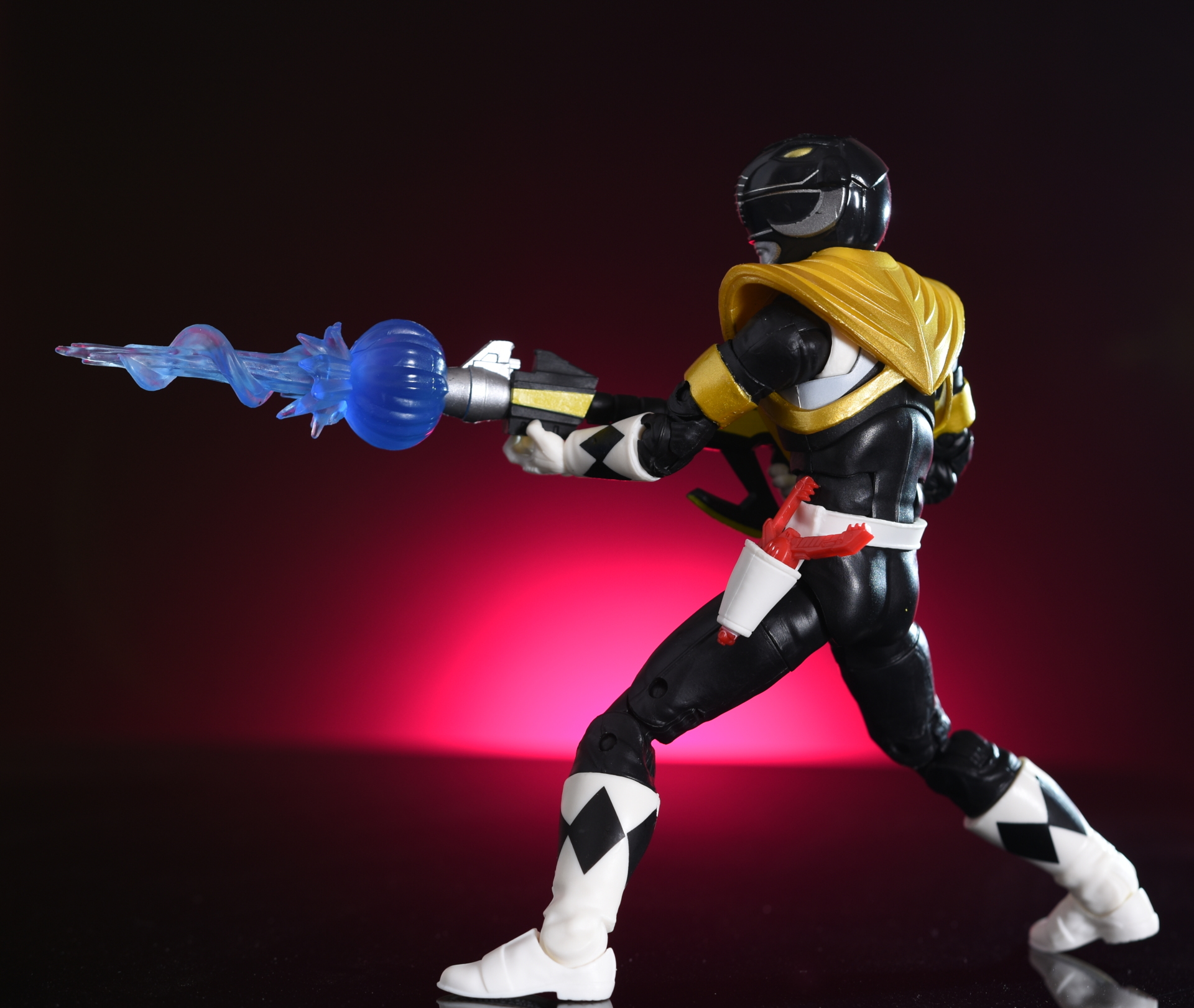 Hasbro: Power Rangers Lightning Collection Dragon Shield Black Ranger ...