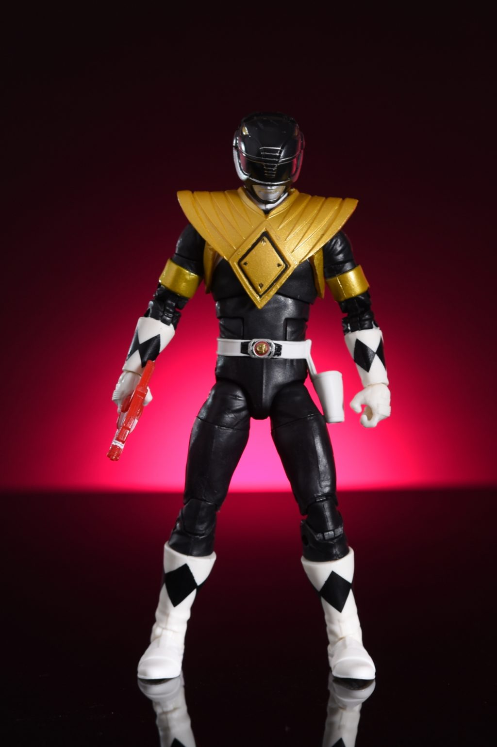 Hasbro: Power Rangers Lightning Collection Dragon Shield Black Ranger ...